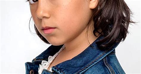 Isla Farris Tomatazos