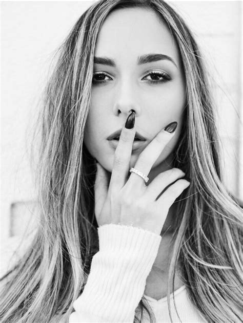 Amber Bernstein Female Model Profile Beverly Hills California Us 15 Photos Model Mayhem