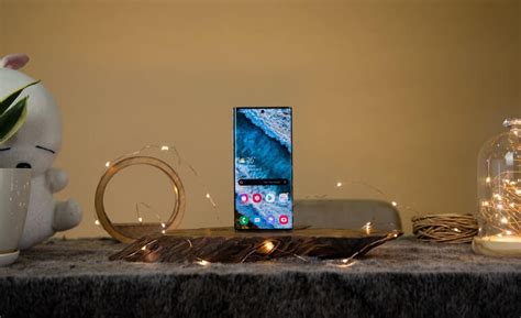 Lcd Vs Amoled Displays What S The Difference