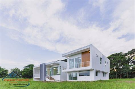 บ้านโมเดิร์นทรงกล่องภายในมินิมอล 3 ห้องนอน 3 ห้องน้ำ พื้นที่ใช้สอย 195 ตร ม