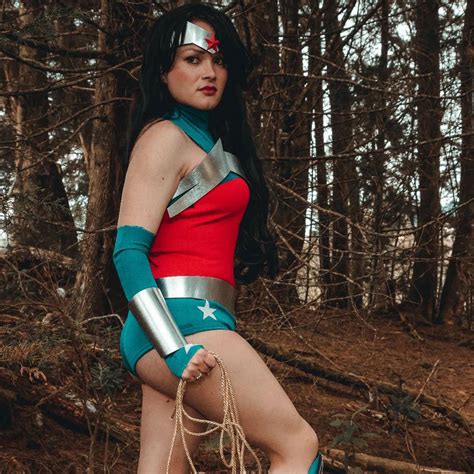 Wonder Woman Cosplay By Hipolyta25 On Deviantart