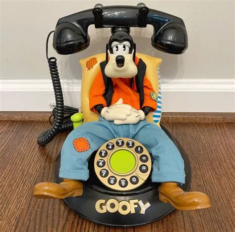Vintage 1990s Disney Telemania Goofy Telephone Animated Ring Messages