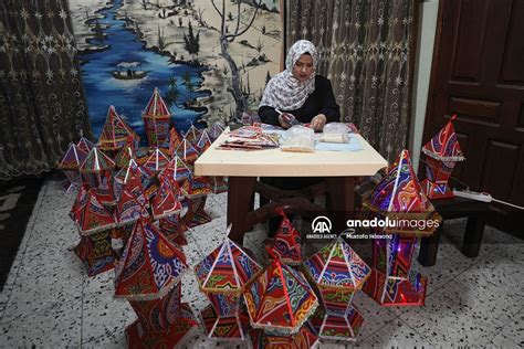 فانوسهای رمضانی خانههای فلسطینیان را تزئین میکند Anadolu Ajansı