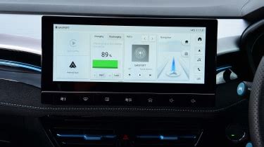 Mg5 Ev Interior Dashboard And Infotainment Drivingelectric