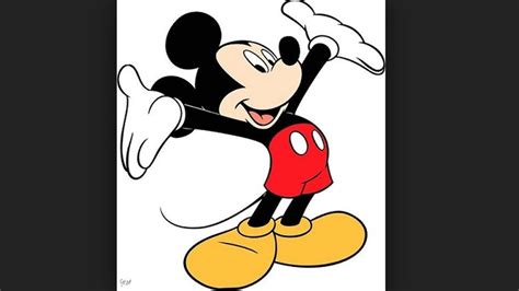 ميكي ماوس يكمل عامه التسعين