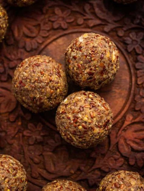 6 Makar Sankranti Special Homemade Sweets To Try