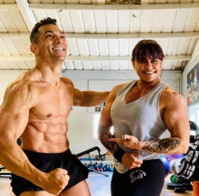 Bigbicepsgirls Tumblr Tumbex