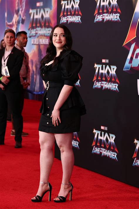 Kat Dennings Is So Thicccc R Jerkofftoceleb