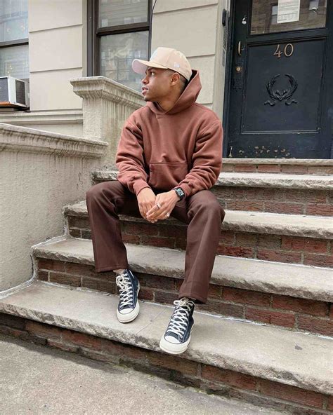 34 Mens Jeans And Converse Outfits For 2024