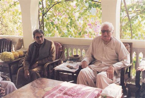 Khan Abdul Wali Khan — Wikipédia