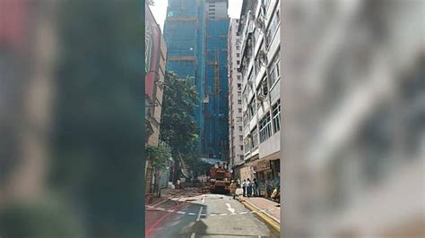 尖沙咀地盤外牆棚架起火 至少20人疏散 商台新聞 Line Today