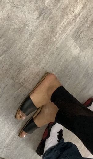 Young Milf Candid Feet By Leg0tickl On Deviantart