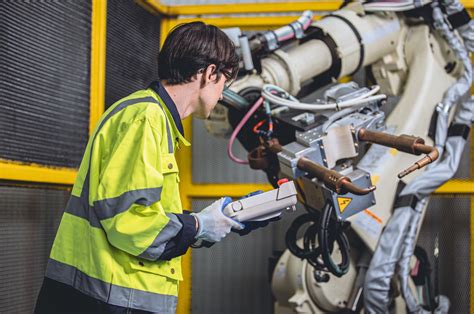 Benefits Of Using Industrial Robots 2025 Qviro Blog