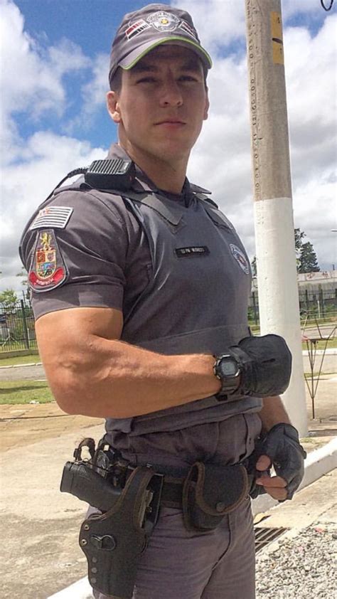 Pin By Alpha Male On Hot Cops Men In Uniform Hot Cops Hot Men Bulge