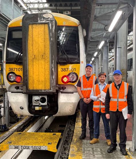 First Class 387 Sent From London To Worksop For Fitting Of In Cab Signalling
