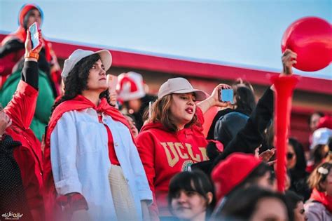 ماجرای سرقت وسایل زنان هوادار تراکتورسازی از امانات ورزشگاه عکس