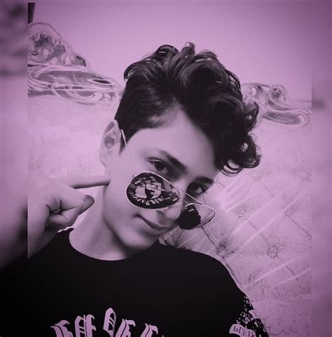 عکس پروفایل پسرانه گنگ ویرگول