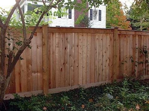 Cedar Wood Fence Design With Flat Top Caps