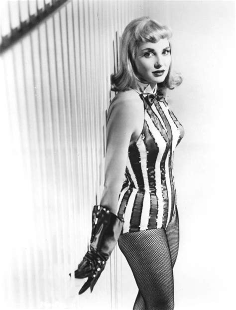 35 Beautiful Photos Of Diane Cilento In The 1950s And 60s ~ Vintage