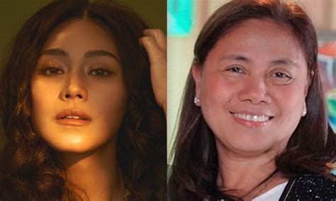 Nagdadasal Na Pamilya