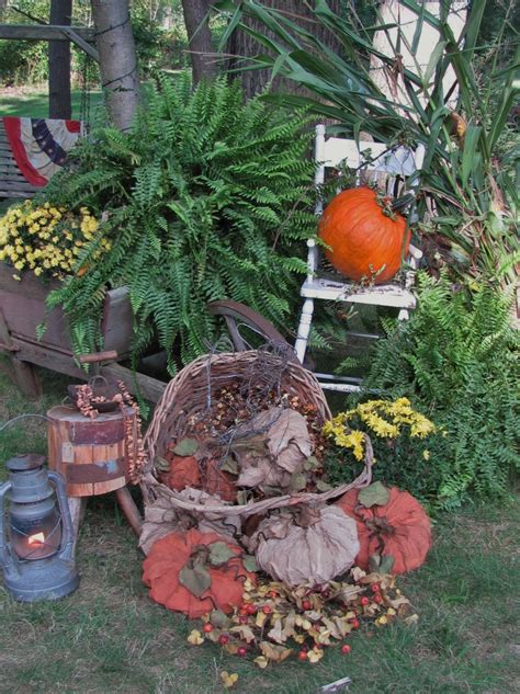 Rustic Fall Porch Decor Ideas