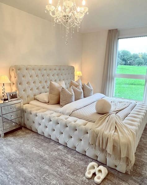 Beige And Gold Bedroom