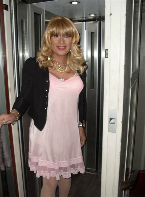 Pin By Carlos Alberto Higino On Camisolas Transgender Outfits Cute
