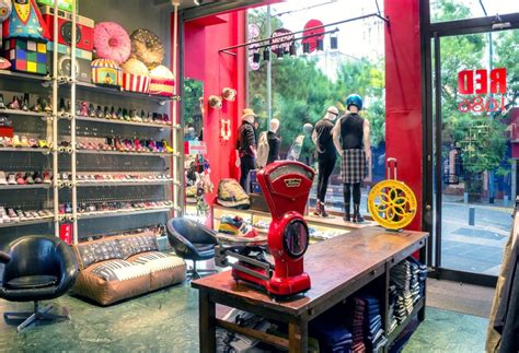 embracing tech for seamless customer experiences