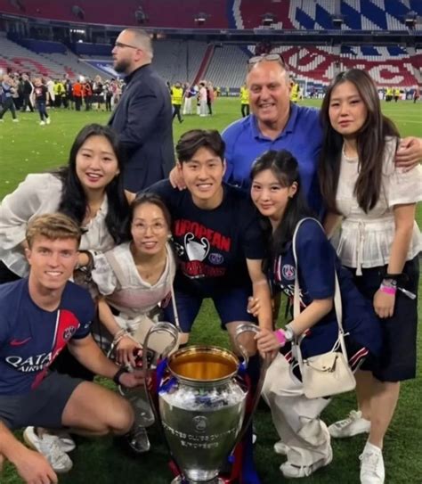 여자친구랑 보기좋은 이강인 유머움짤이슈 에펨코리아