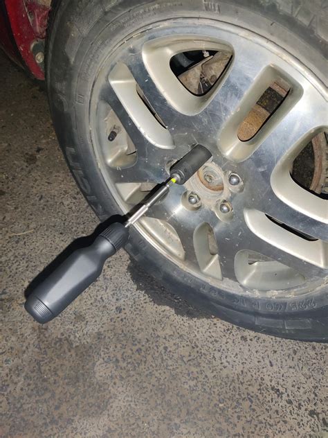 Has Anyone Else Noticed This About Anthony R Linustechtips