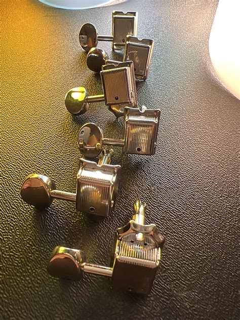 Fender In Line Self Locking Tuners Nickel Reverb