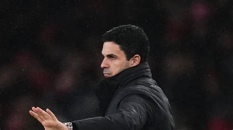 Mikel Arteta Defends Gabriel Martinelli After Incident With Conor