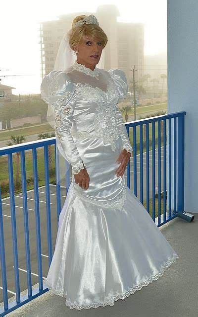 Pin By Saten Eşarplı Cd Cem On Crossdresser Bridal Wedding Gown