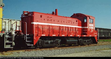 Nopb 8708 X Cr 8708 Xx Rdg 1508 Sw900 Sitting In Csx Gentilly Yard In New Orleans La 11 09 1997