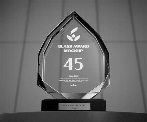 Premium Psd Glass Trophy Mockup Design