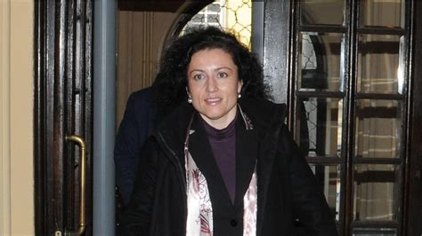 Земеделското министерство не е съгласно с начина по който би се прилагал данък вредни храниandq