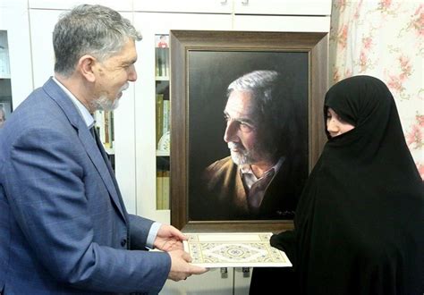 وزیر ارشاد با خانواده زنده یاد امیرحسین فردی دیدار کرد اخبار فرهنگی