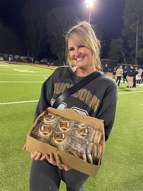 Smigiel Twins Celebrate 18th Birthday With Td Pass In Newbury Park Win