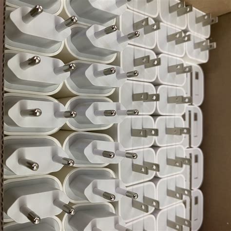 Watt Watt Eco Friendly Uk Portable Fast Universal Foldable Qc Usb C Adaptor Charger For