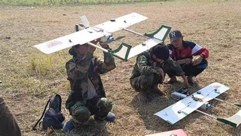 ရွှေဘိုနှင့် မုံရွာတွင် စစ်ကြောင်းနှင့်စခန်း တိုက်ခိုက်ခံရပြီး ၇ ဦးသေ