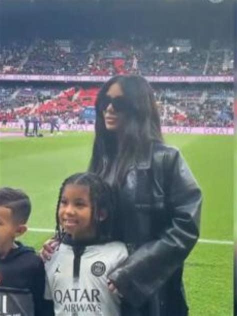 Hijo De Kim Kardashian Enloquece Tras Conocer A Lionel Messi