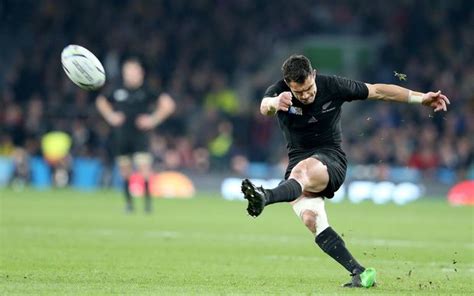 Carter Right Footed Kick Was Cheeky Radio New Zealand News