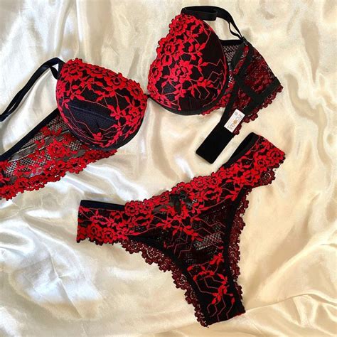 Pin Em Lingeries