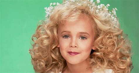 Tenía Seis Años Ganaba Todos Los Concursos De Belleza Y Murió Asesinada En Navidad Las Teorías