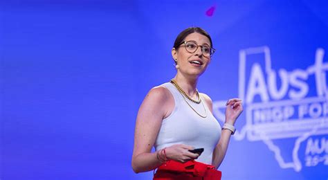 Book Michelle Poler Speaker Agent