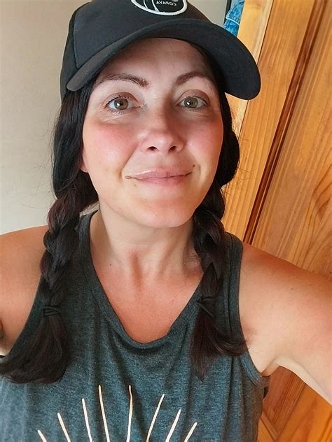 Its A Random Thursday Im 41 Years Old And Single My Life Is Hard