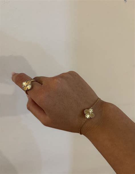 Vand Set Din Aur 14k Model Van Cleef Bucuresti Sectorul 1 • Olxro