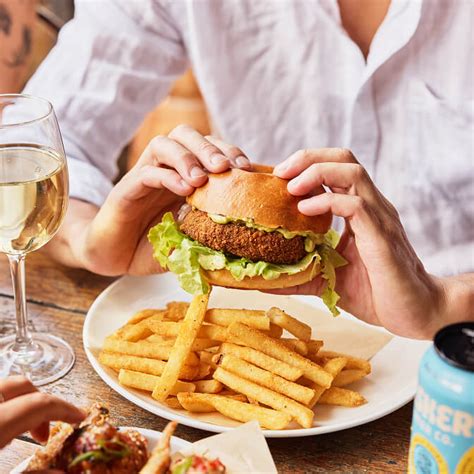 About Sonnel Redefining Hospitality