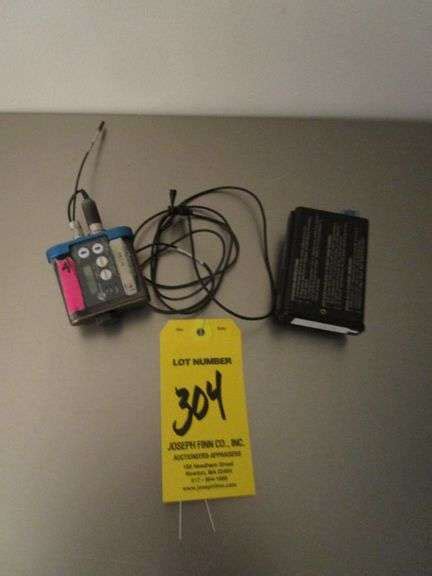 1 Lectrosonics R1A IFB Receiver W SMQVE Belt Pack Transmitter Block 19 W Lav Mic 486 4