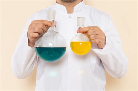 Isostearic Acid Vs Oleic Acid Key Differences And Applications